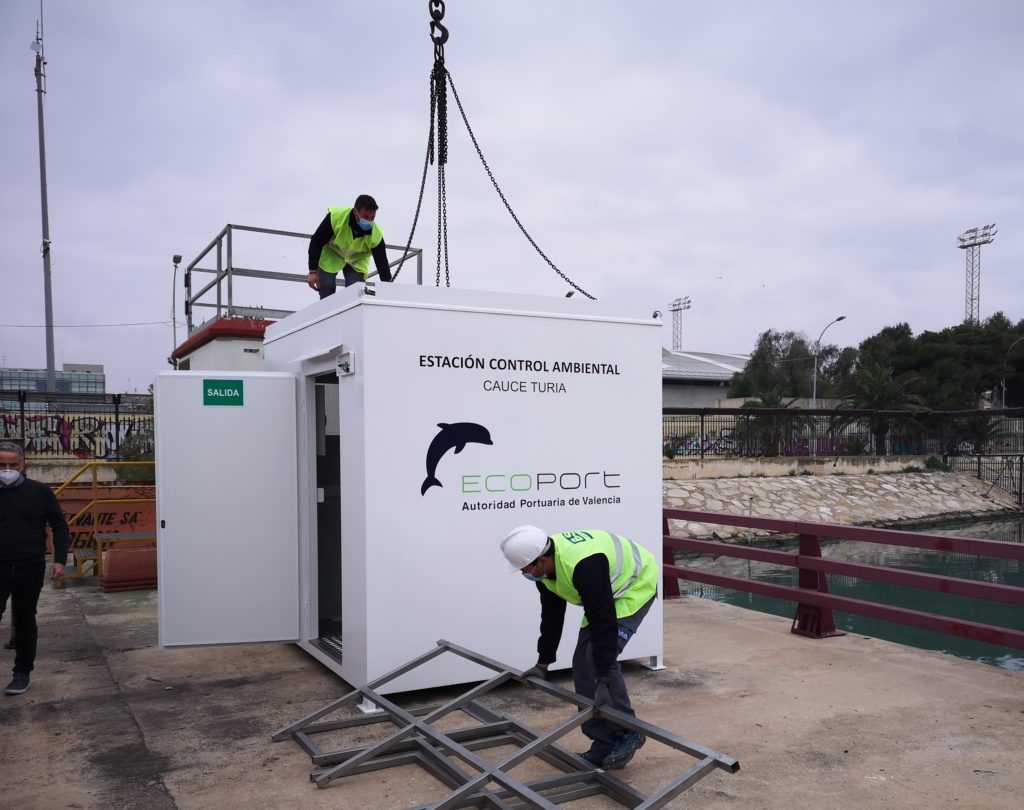 The Port of València installs two new environmental quality and control ...