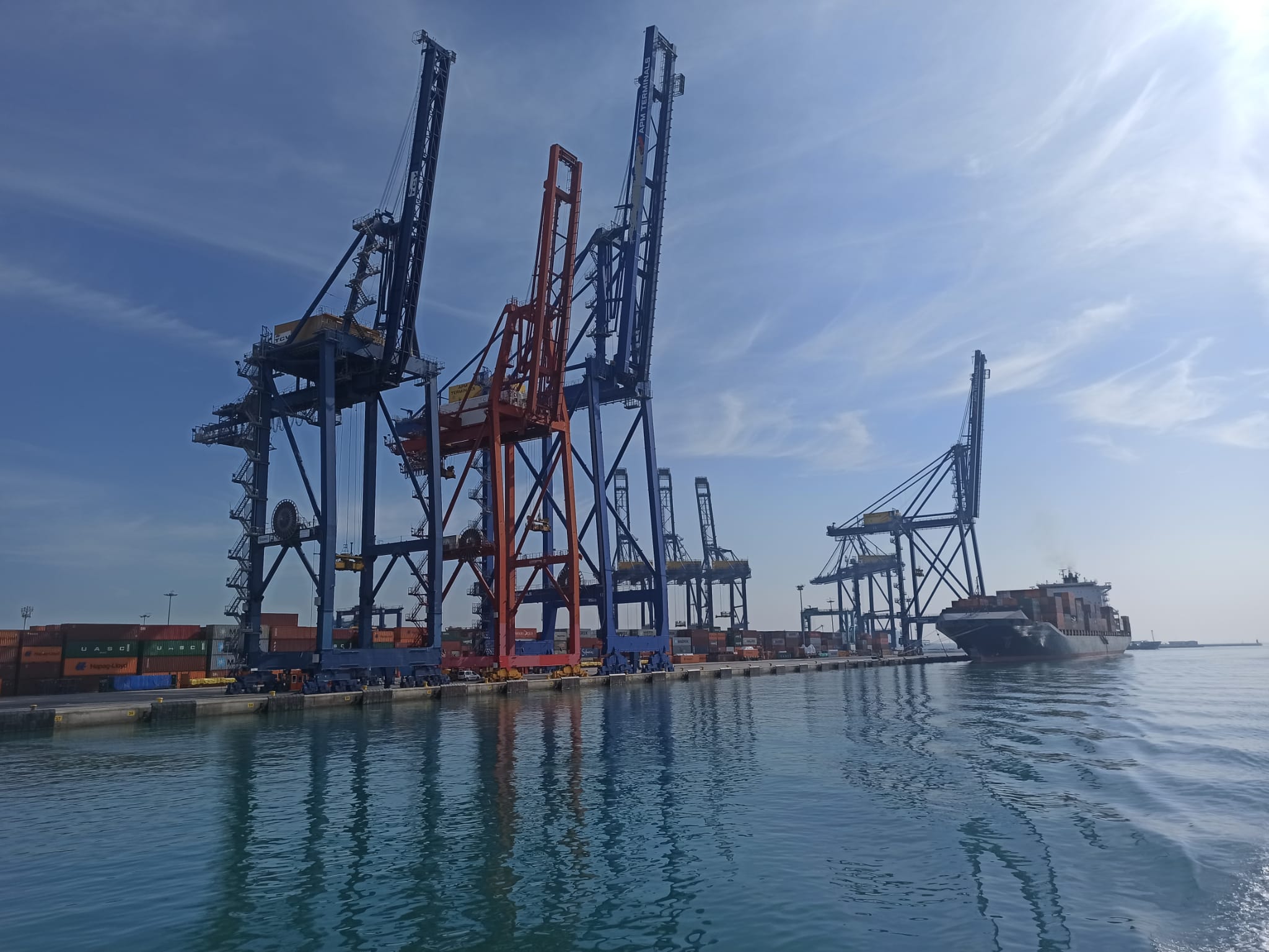 The PAV will develop wave prediction modules inside the ports of ...
