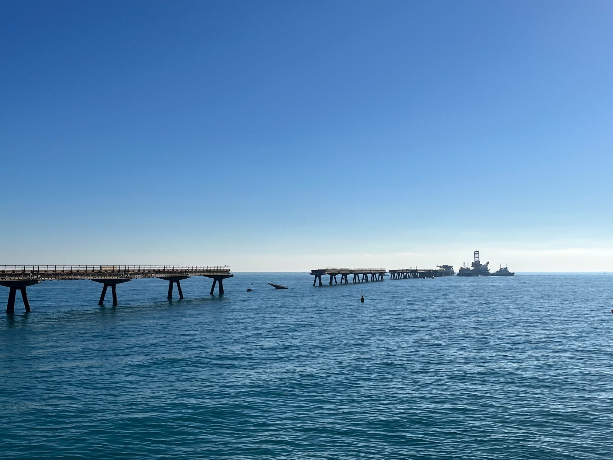 The removal of the cement blocks and hoppers of the Sagunto Port Pier ...