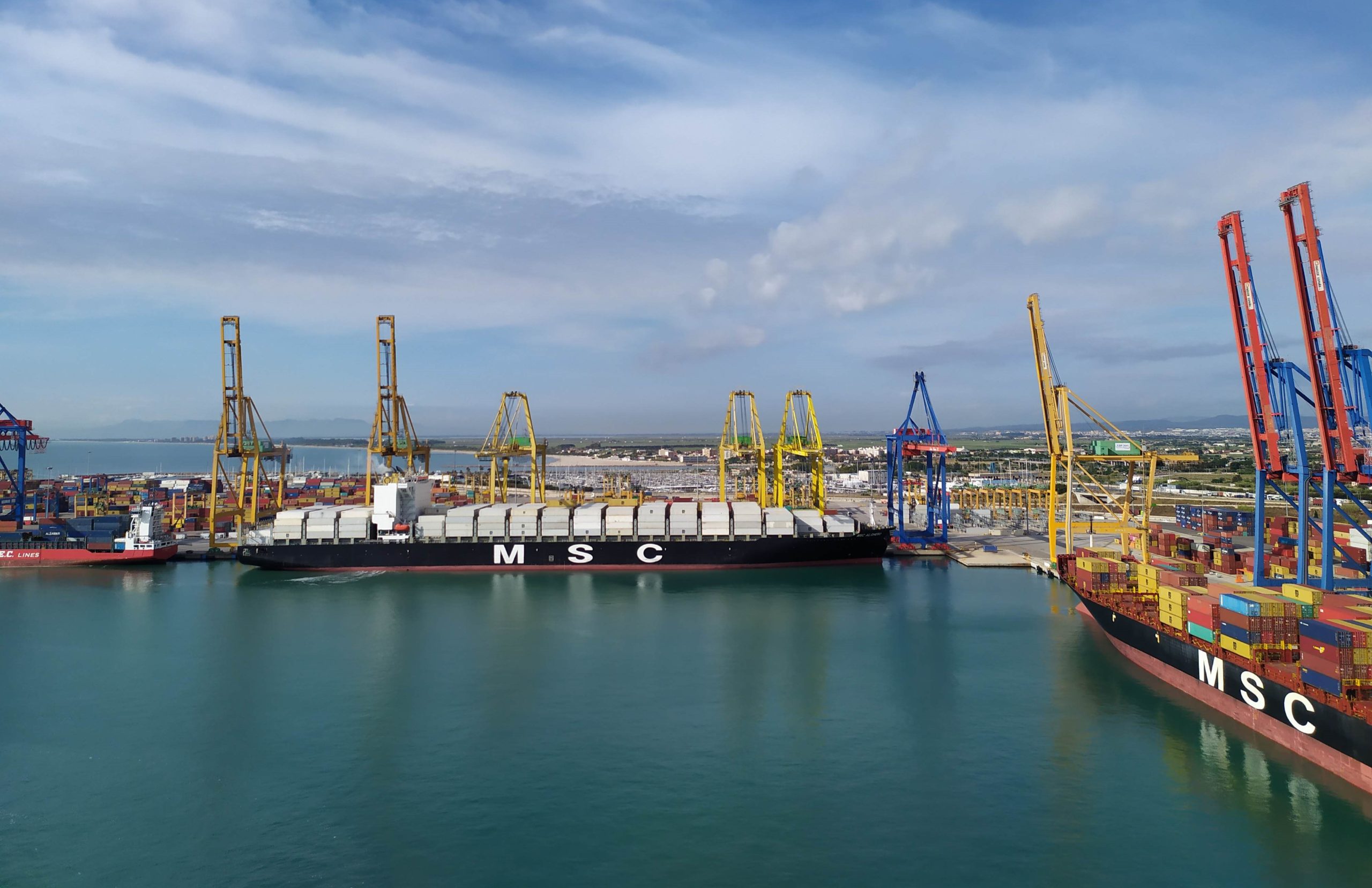 Arrival of natural gas at the Port of Sagunto triples so far this year ...