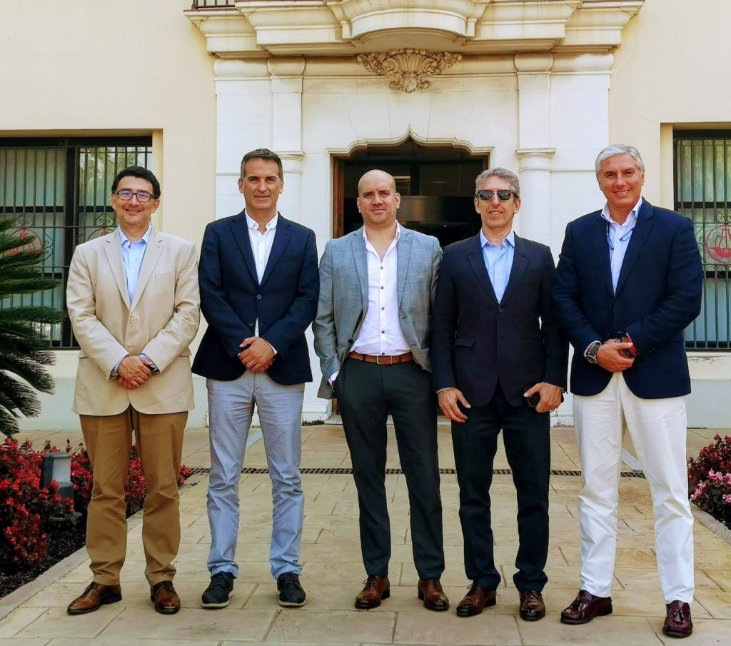 Representantes de la firma uruguaya Grupo RAS visitan el Puerto de ...