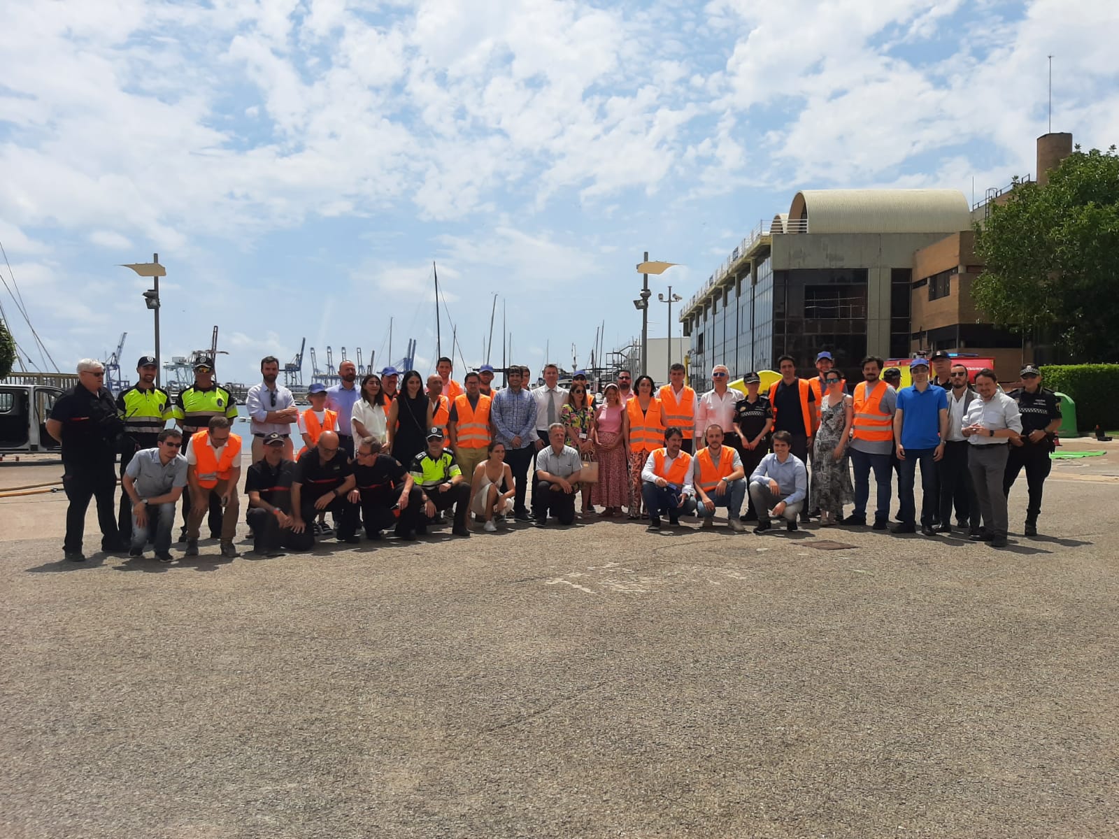 The Port of Valencia tests the use of innovative technologies for the ...