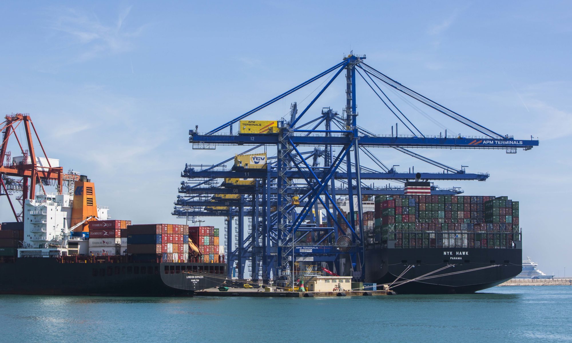 Valenciaport Gestiona Más De 3 2 Millones De Contenedores Hasta Julio Y